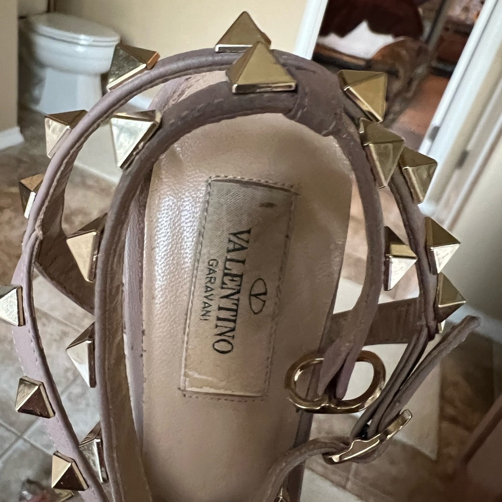 Authentic Valentino Rock Stud Kitten Heel - Gem